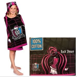 monster high | Bath | Monster High Draculaura Hooded Beach Towel Wrap ...